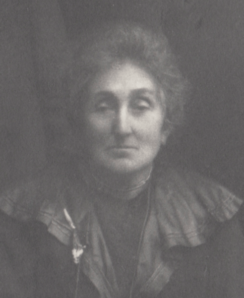 The photo: some reassembled stories | Uncovering Jewish Heritage